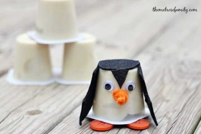 Penguin Pudding Cups: Easy Snack & Holiday Gift Idea