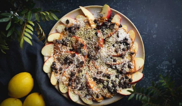 18 Beautiful Fruit Platter Ideas (+ Easy Tips for Making a Platter!)