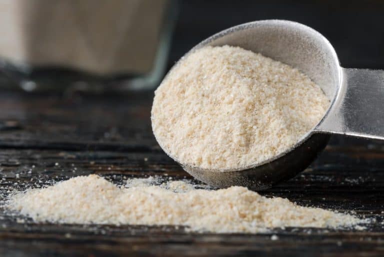 13 Best Red Onion Substitutes + Tips for Use - The Melrose Family