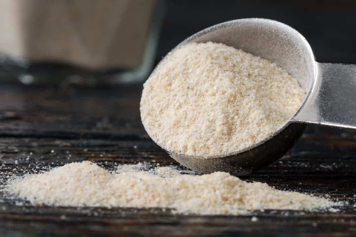 13 Best Red Onion Substitutes + Tips for Use - The Melrose Family