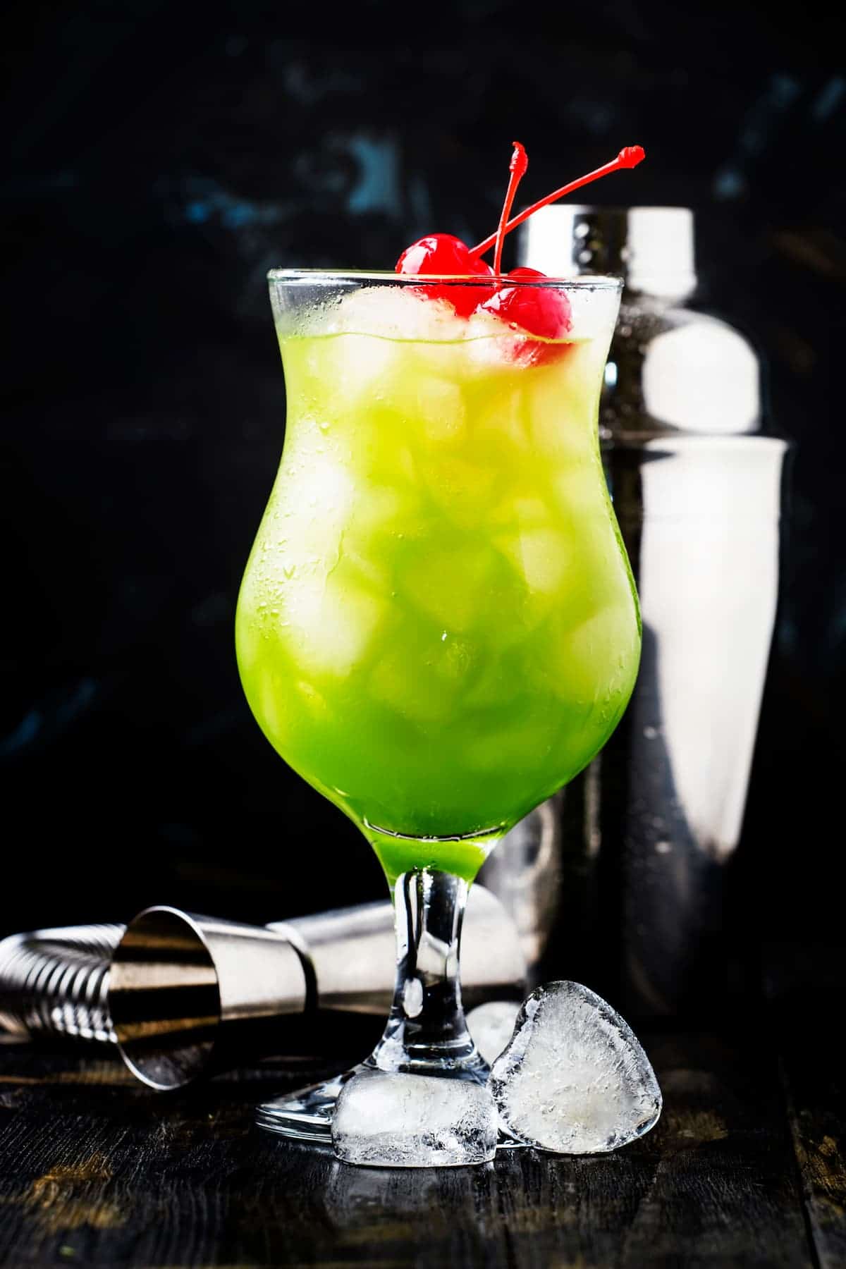 50 Garnishes for Cocktails: Ideas for Unique, Eye-Catching Drinks - The ...