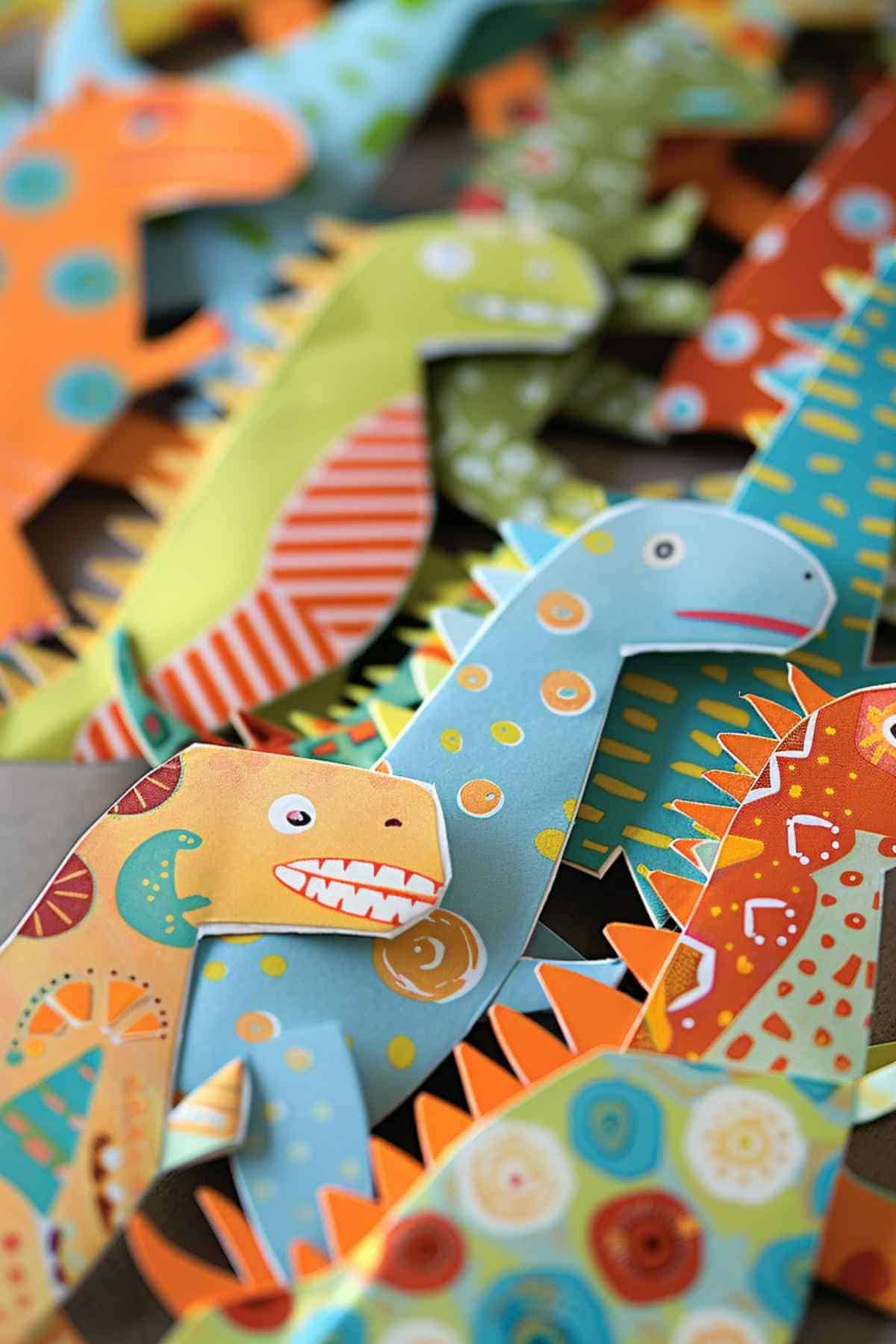 33 Dinosaur Craft Ideas: Fun Projects for Prehistoric Playtime - The ...