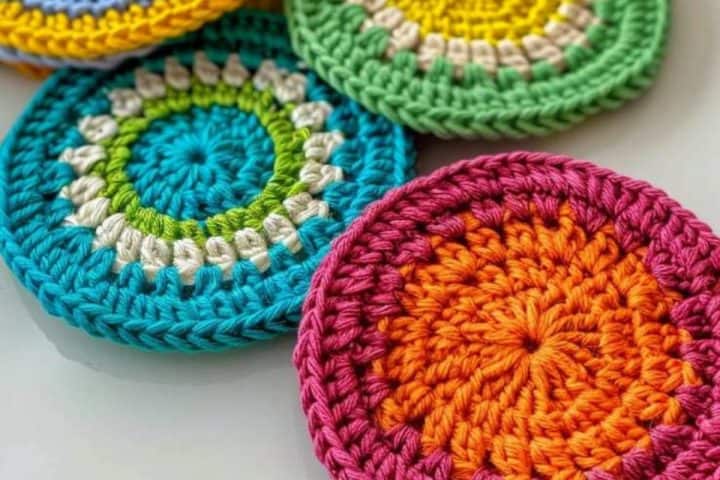 45 Yarn Craft Ideas for Creative DIY Art Projects at Home - The Melrose ...