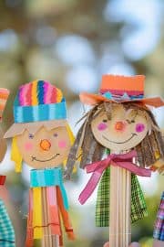 34 Fun DIY Scarecrow Crafts To Keep Little Hands Busy This Fall - The ...