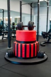 25 Irresistible Gym Cake Ideas for Cheat Days