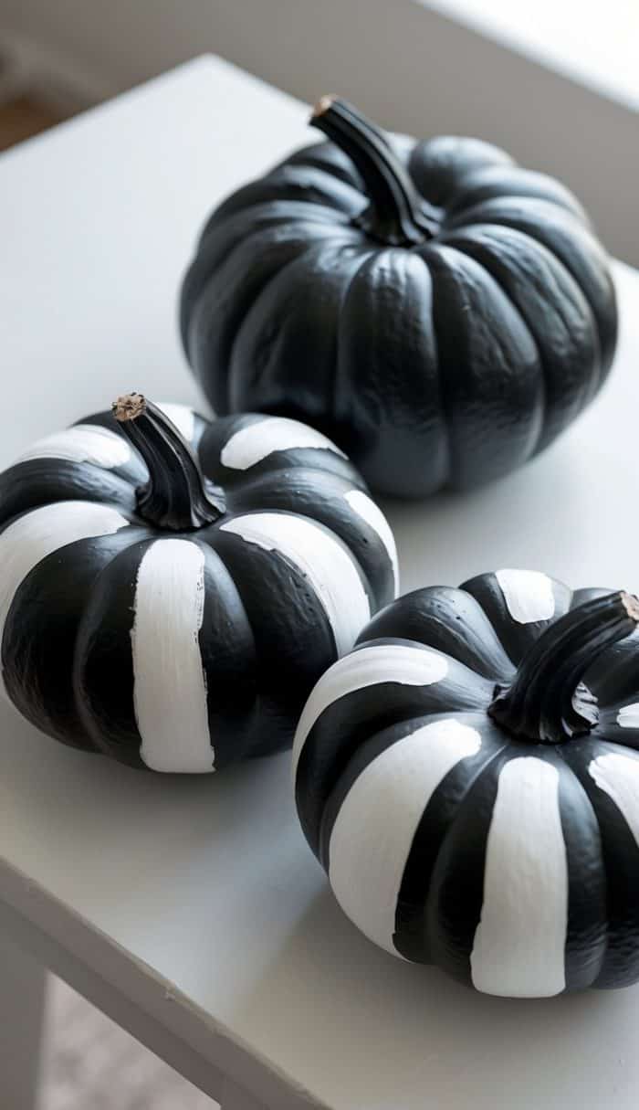 23 Black Painted Pumpkin Ideas for Chic & Spooky Halloween Decor - The ...